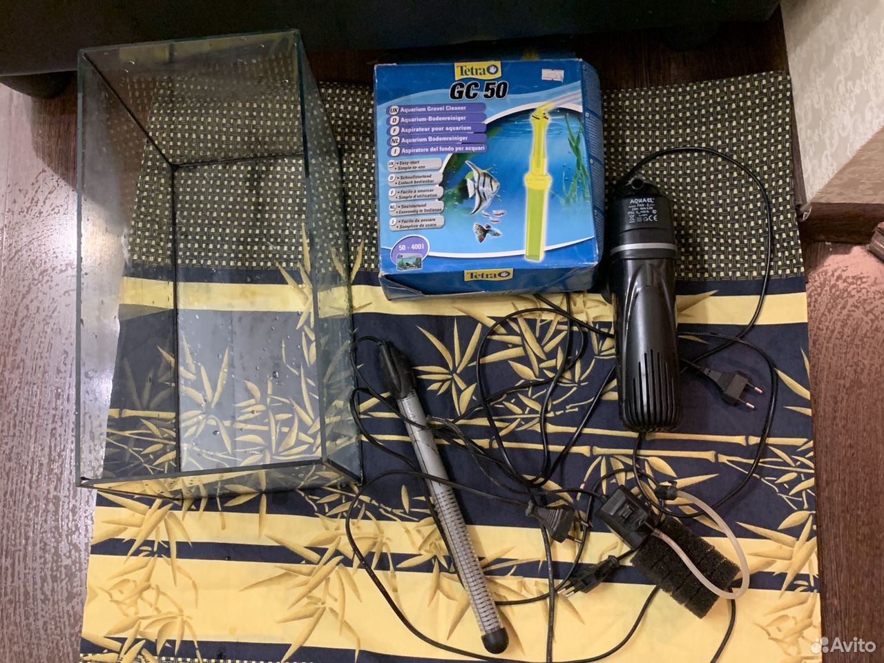 Продам аквариум, фильтр, нагреватель и пылесос для