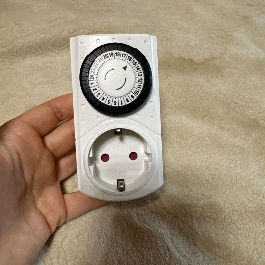 Таймер для аквариума механический