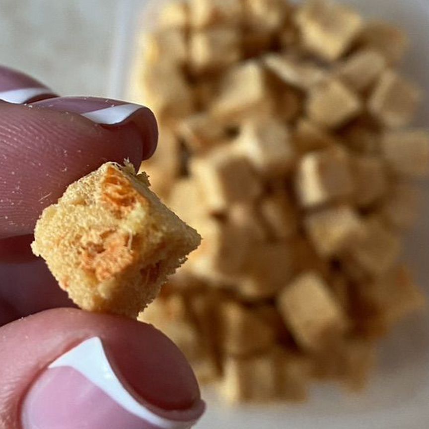 Лакомства для собак из курицы и морковки
