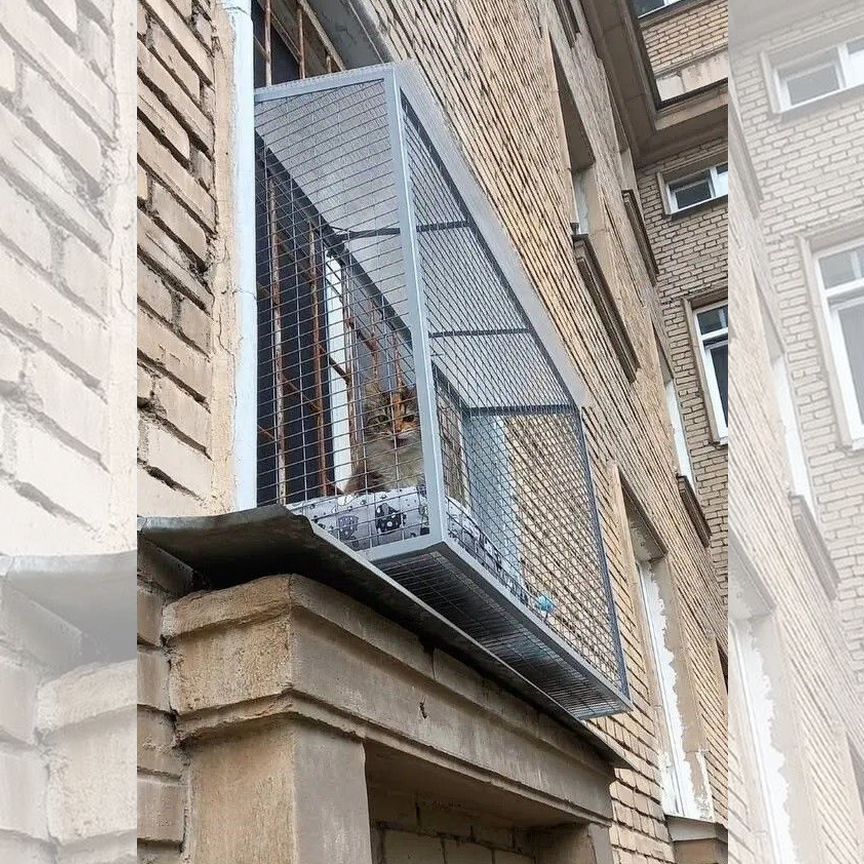 Домик для кошки на окно
