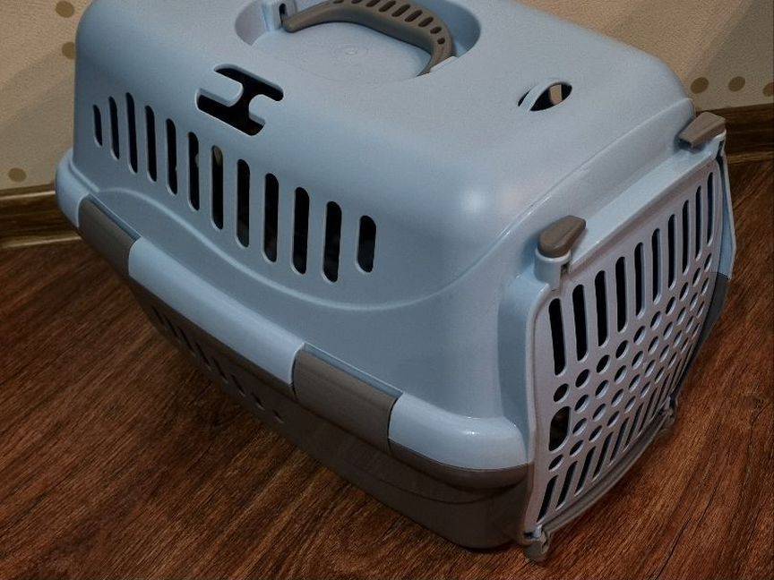 Переноска для животных + игрушка