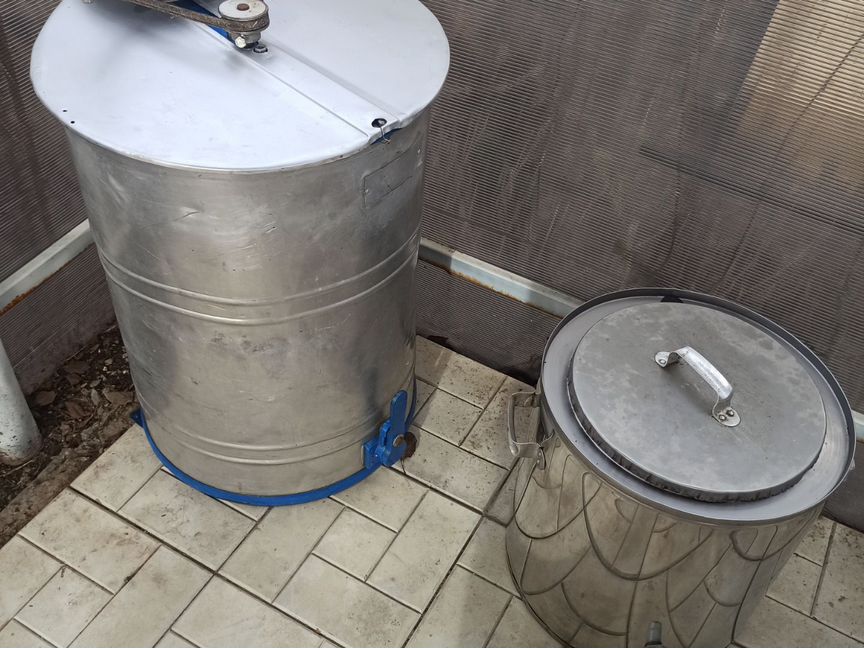 Медогонка трехрамочная необоротная, воскотопка