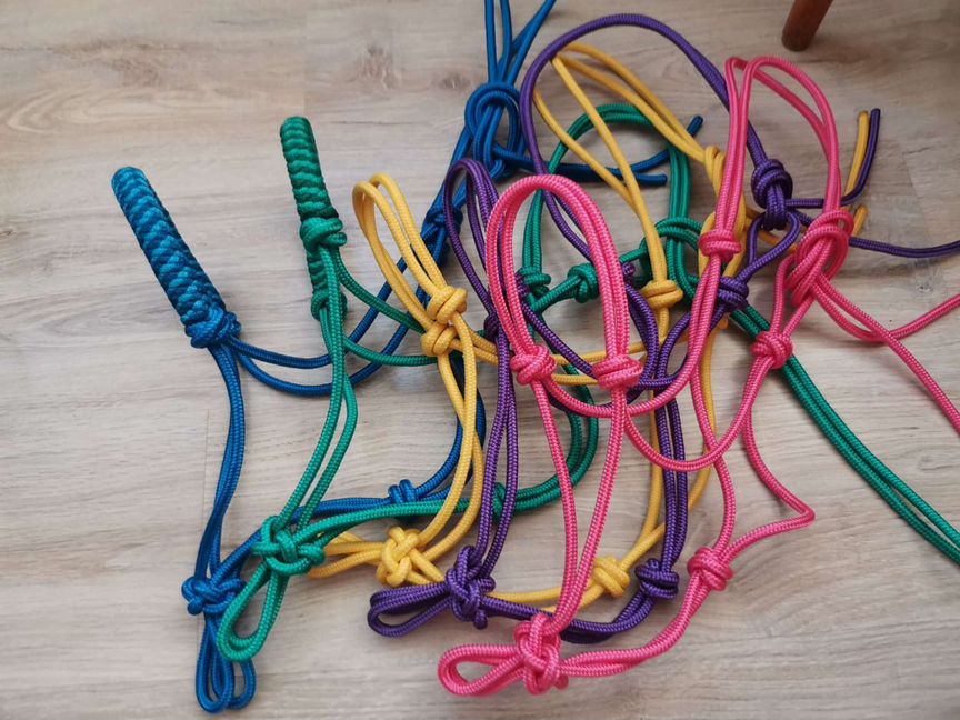 Веревочные недоуздки