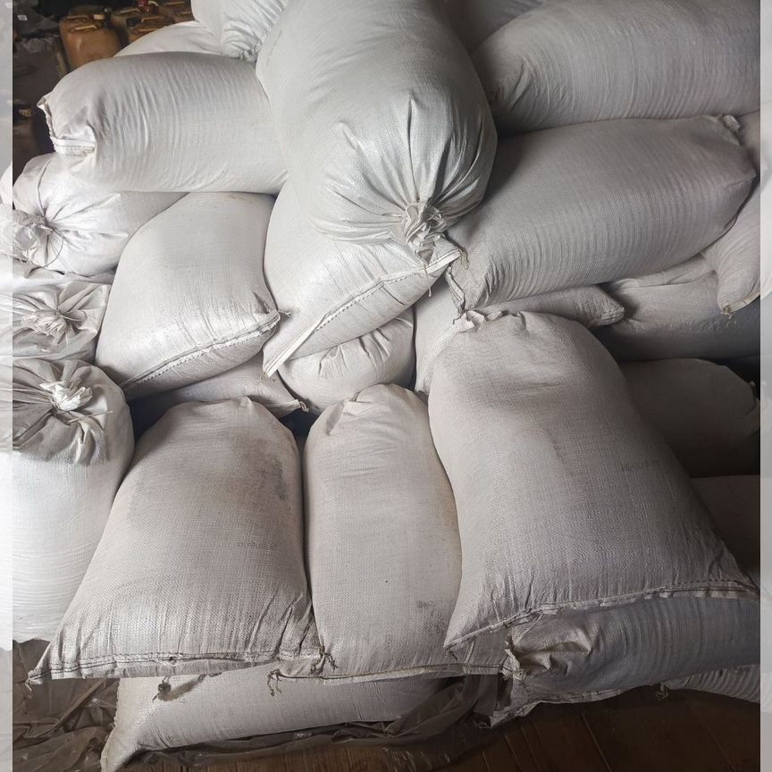 Дробленка в мешках