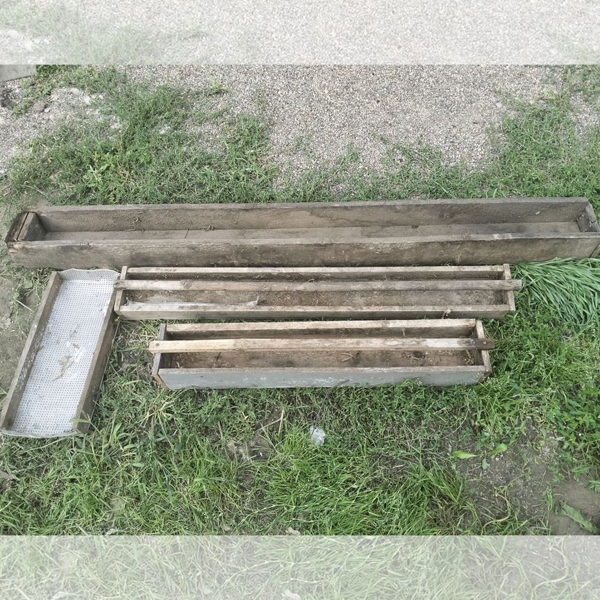 Кормушка для кур бу