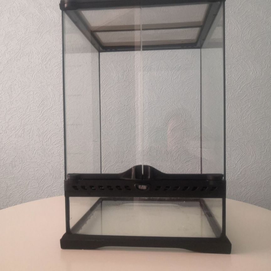 Террариум Exo Terra 30 на 30 на 45