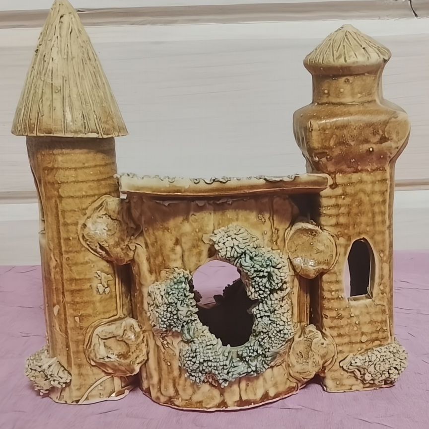 Домик в аквариум