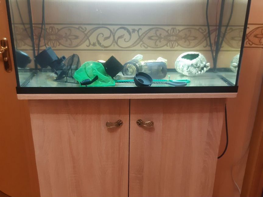 Аквариум с тумбой