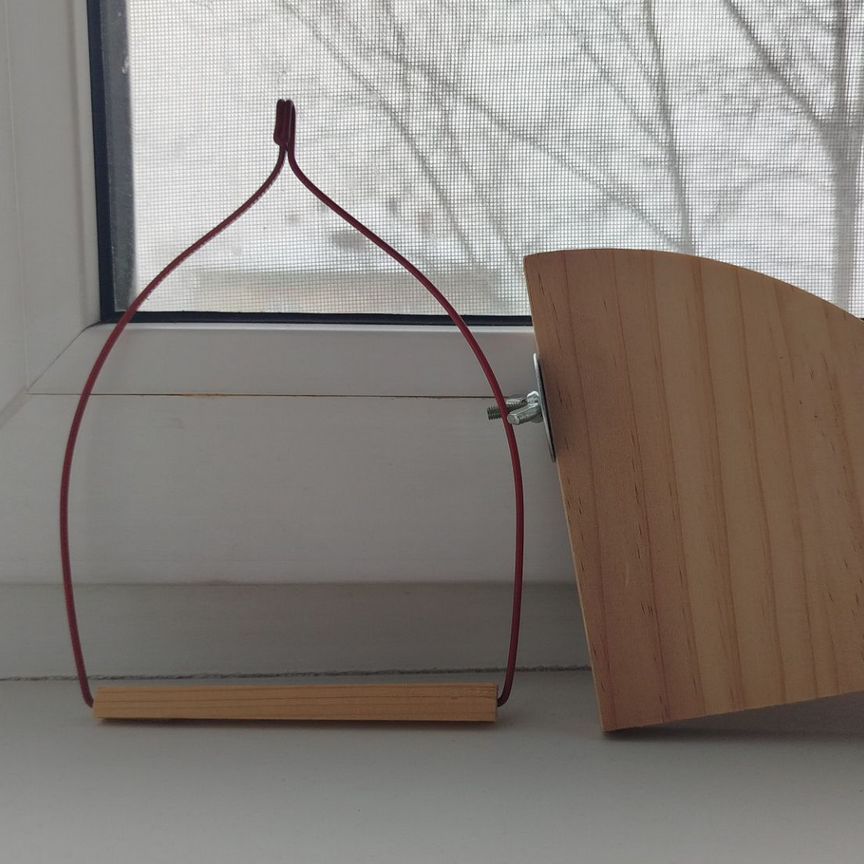 Жёрдочка и качеля для попугаев