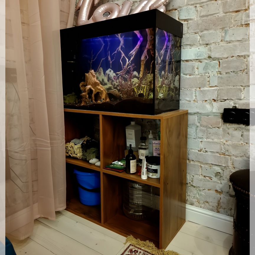 Аквариум с тумбой