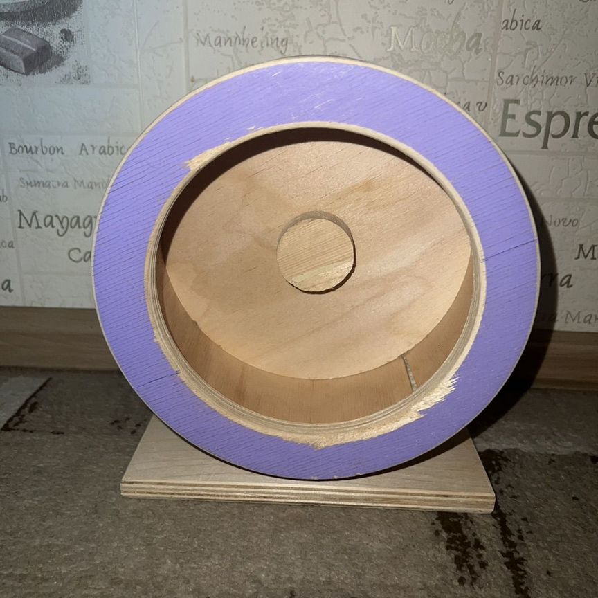 Деревянное колесо для шиншилы, морской свинки