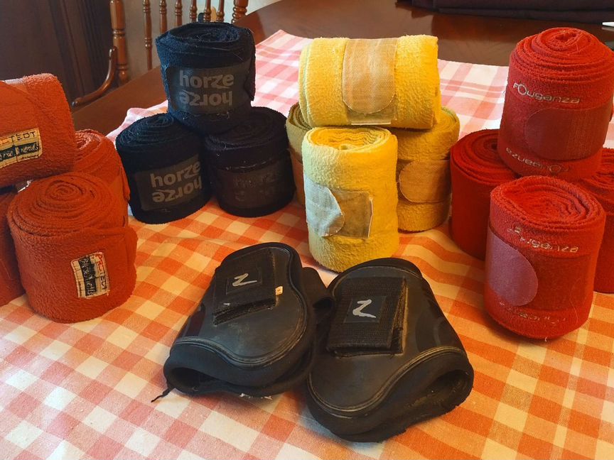 Товары для лошадей