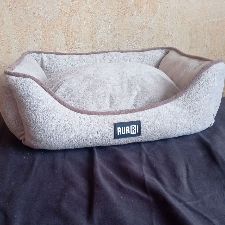 Новая лежанка для кошек