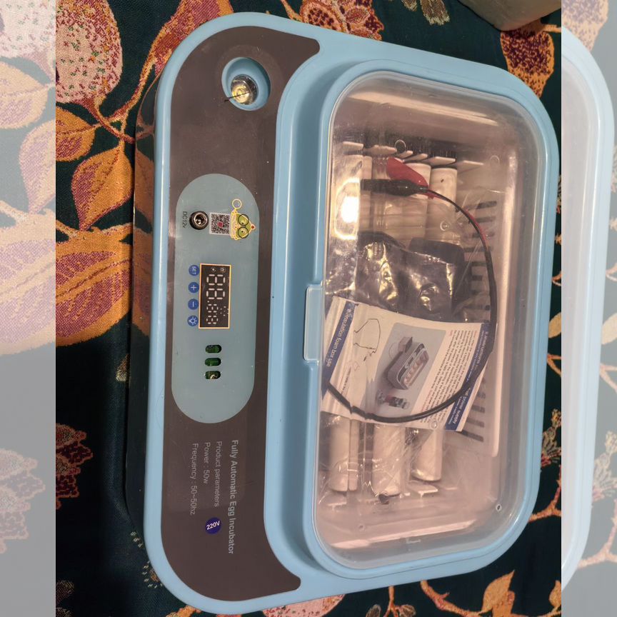 Инкубатор для яиц автоматический переворот