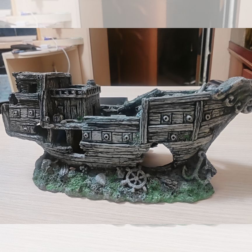 Затонувший корабль для аквариума