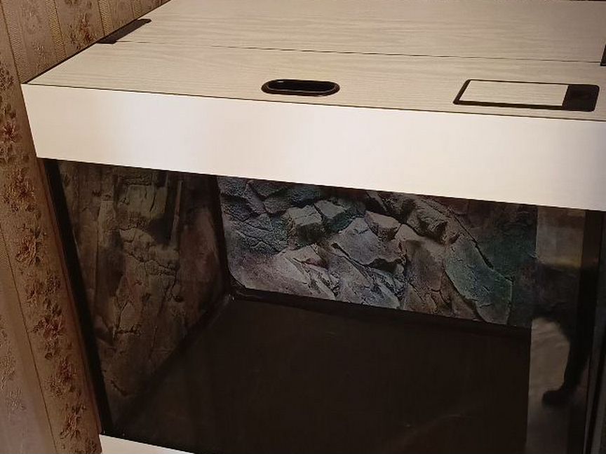 Аквариум с тумбой 108л (новый)