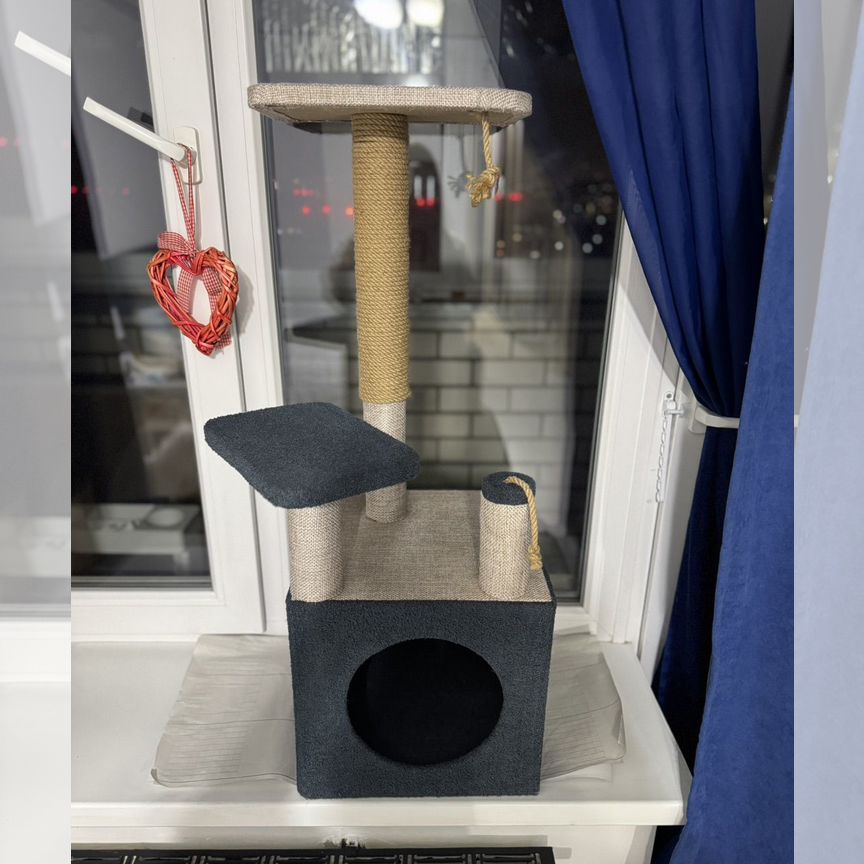 Домик для кошки с когтеточкой