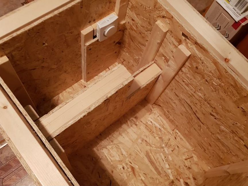 Кошачий уличный домик с подогревом