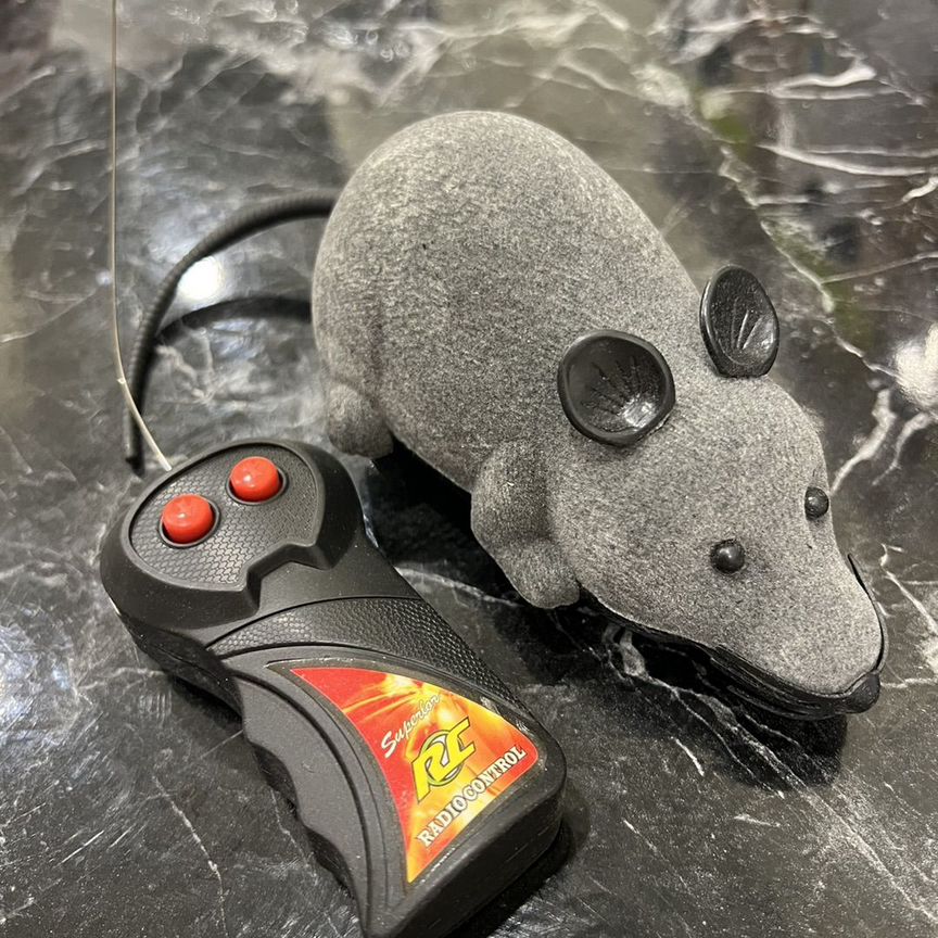 Игрушка мышка для кошки