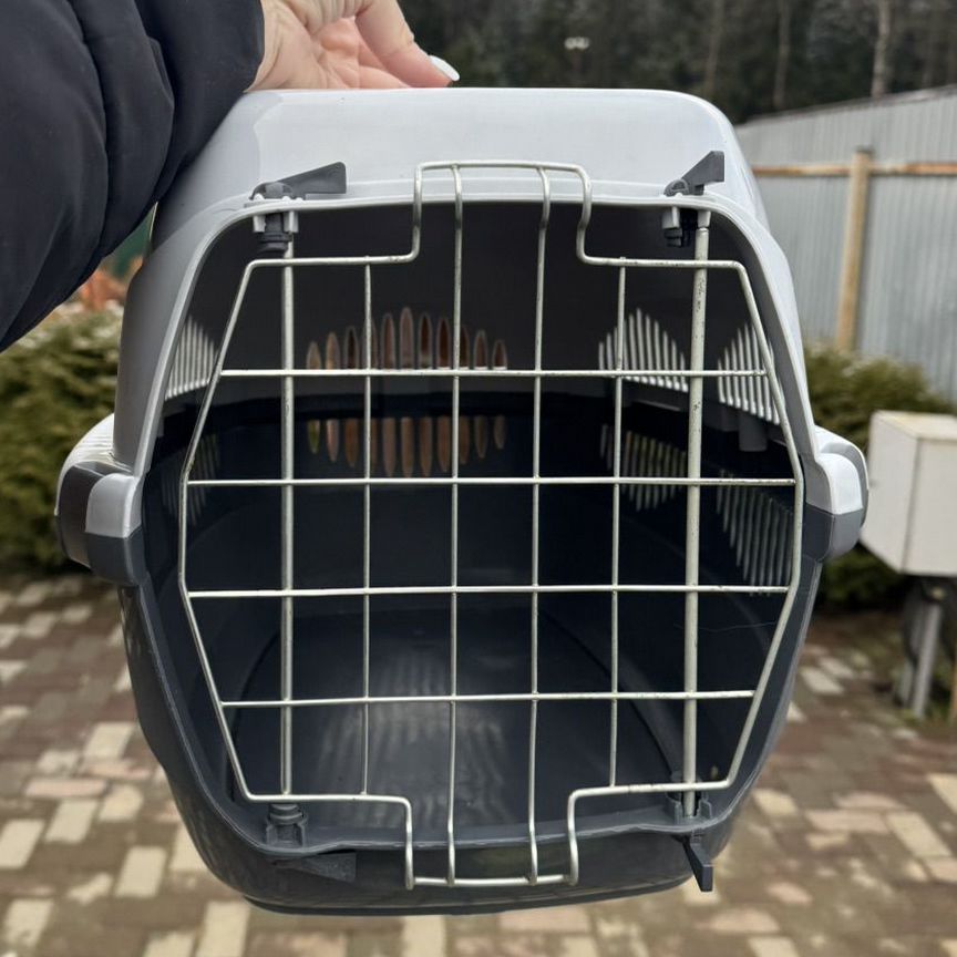 Переноска пластиковая