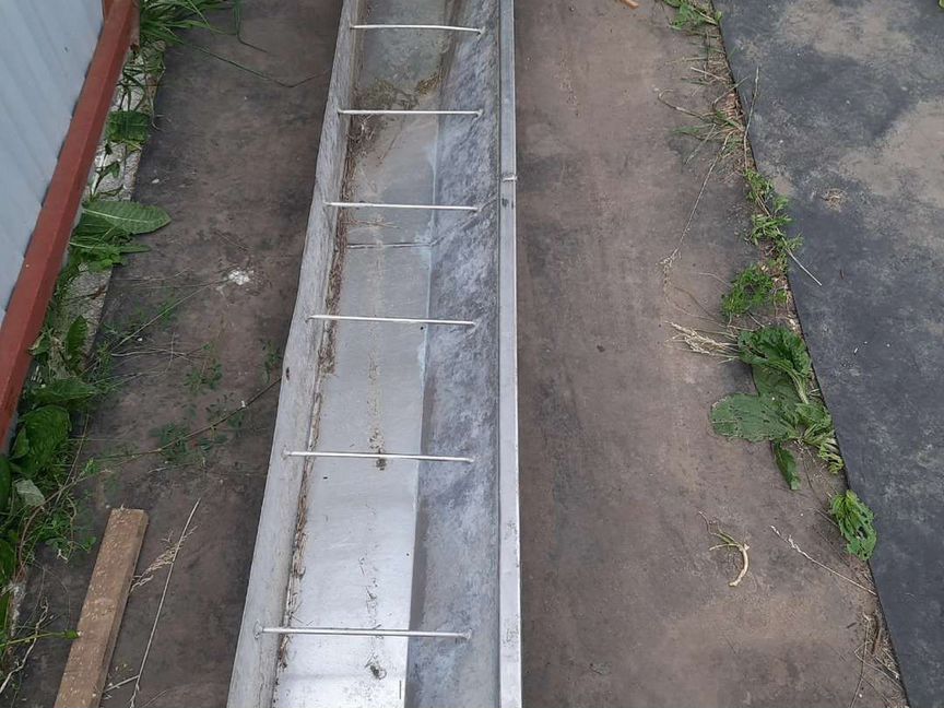 Корыто для корма животных