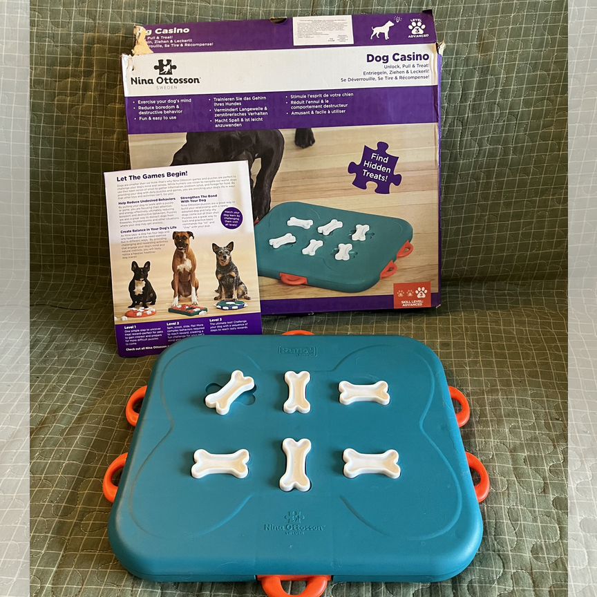 Игрушка головоломка для собак Nina Ottonson