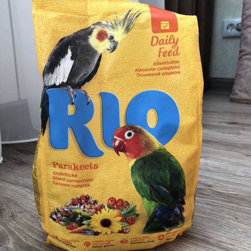 Корм для средник попугаев 1 кг Rio