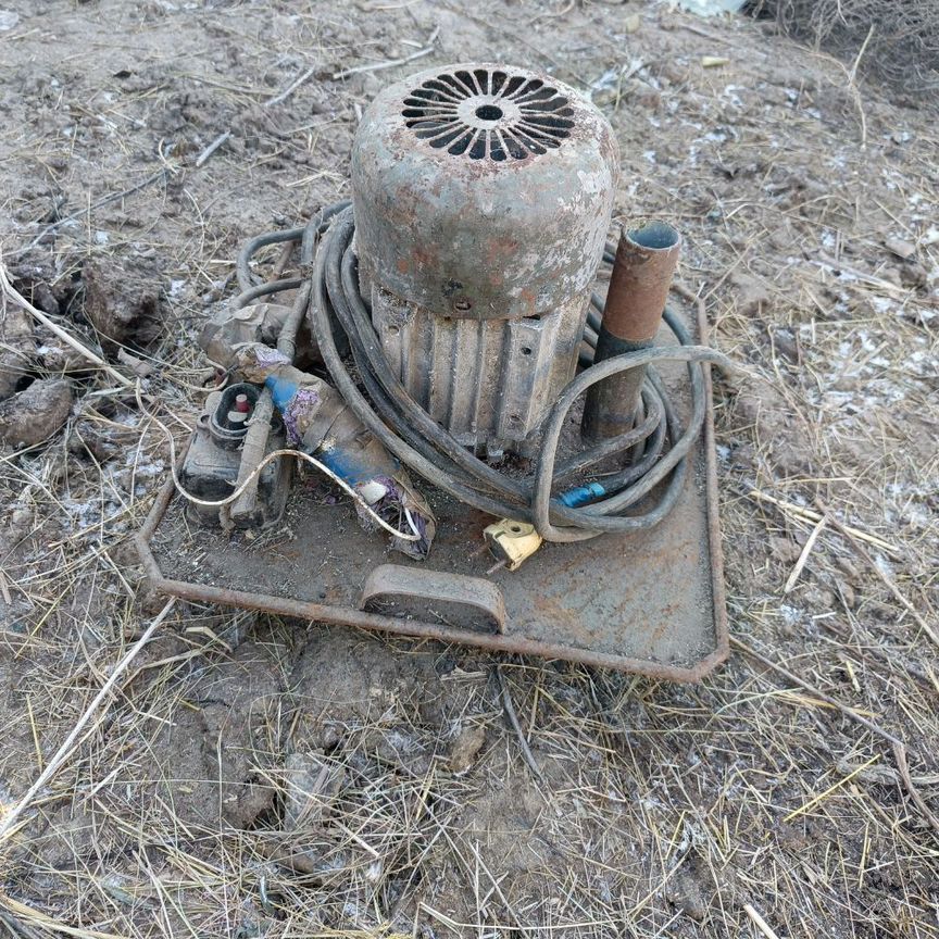 Зернодробилка