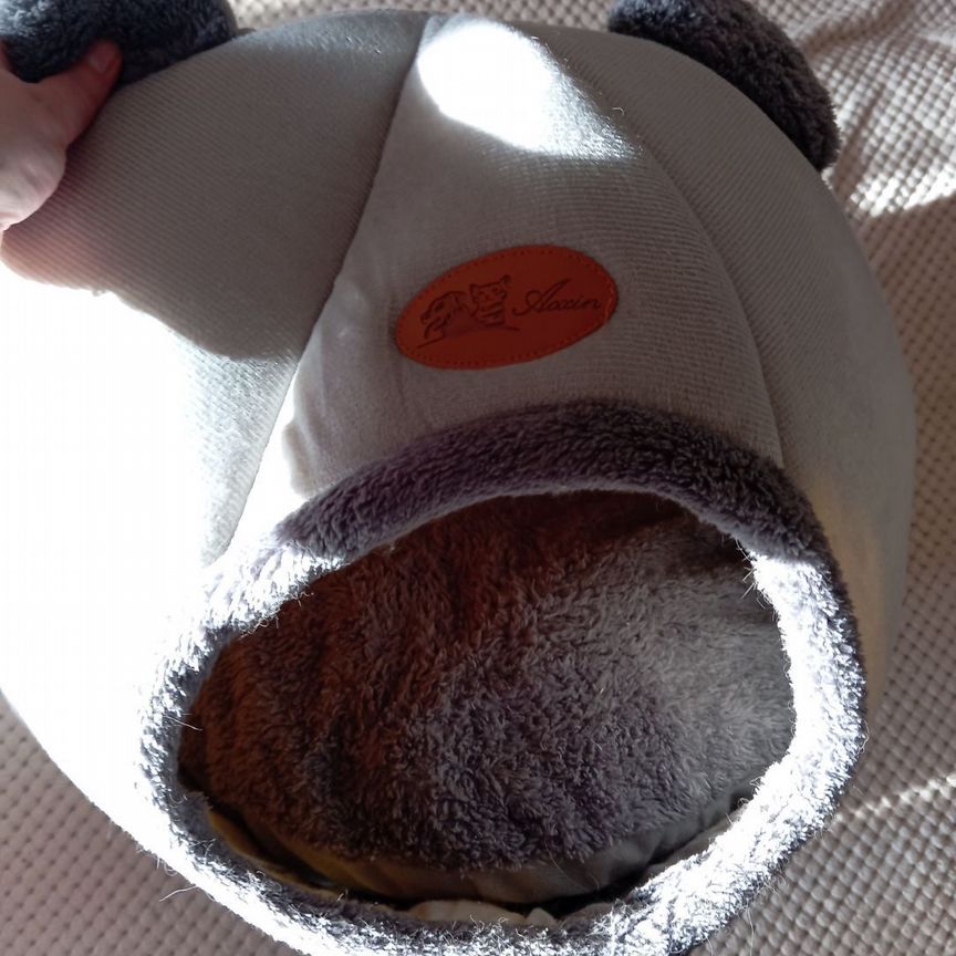 Лежанка для кошек бу