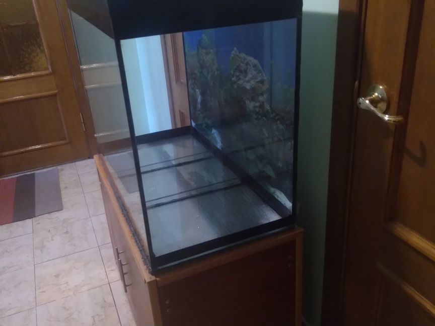 Продам аквариум