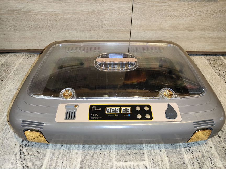 Инкубатор HHD