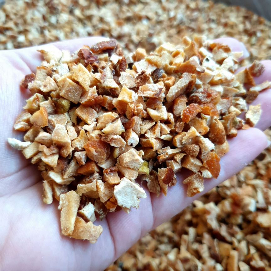 Груша сушёная кубик
