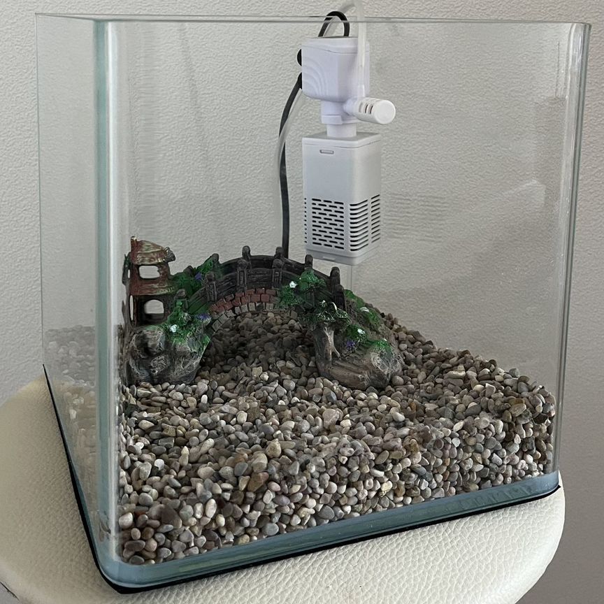 Аквариум 10л (полный комплект), куб 23х 23х22 см