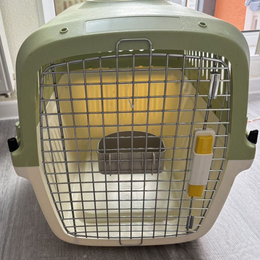 Переноска для кошек и собак