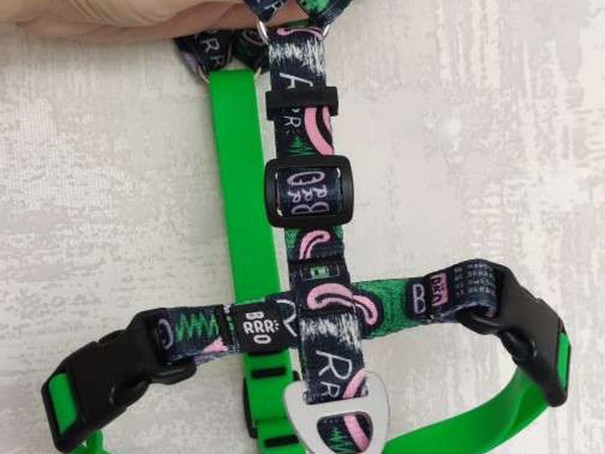 Шлейка для собаки brrro размер S