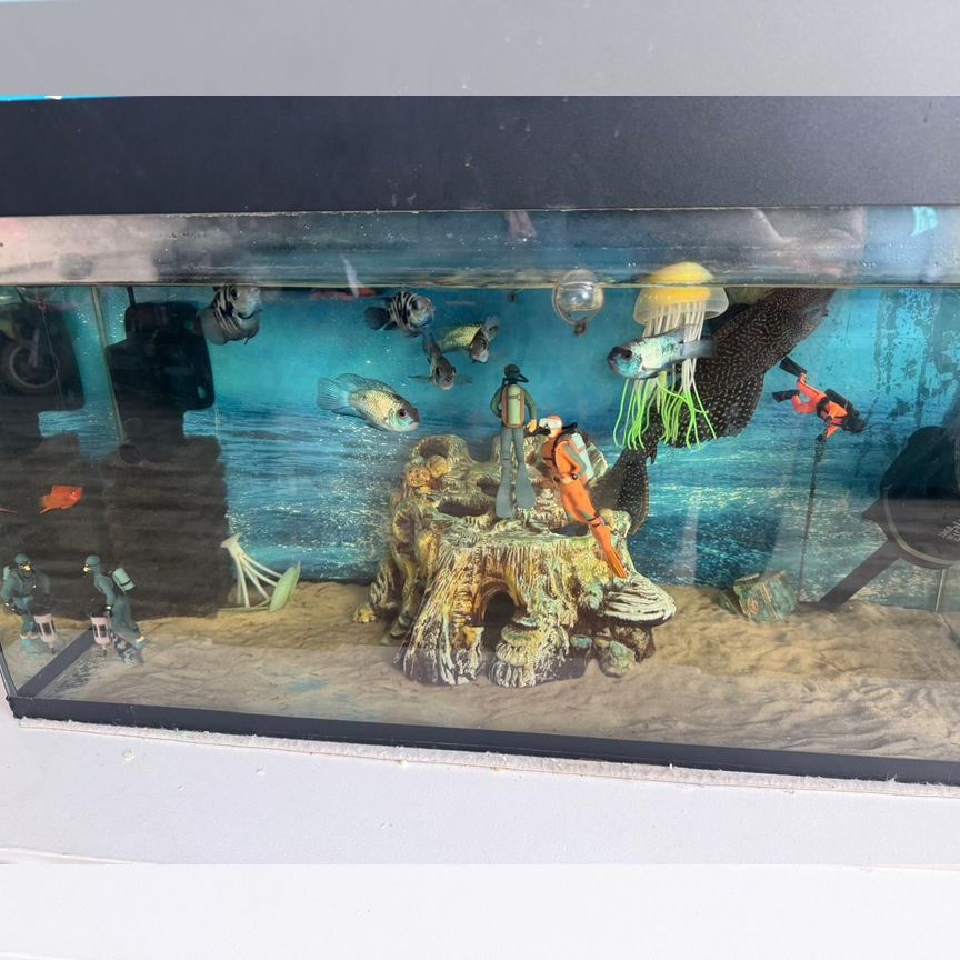 Продам аквариум