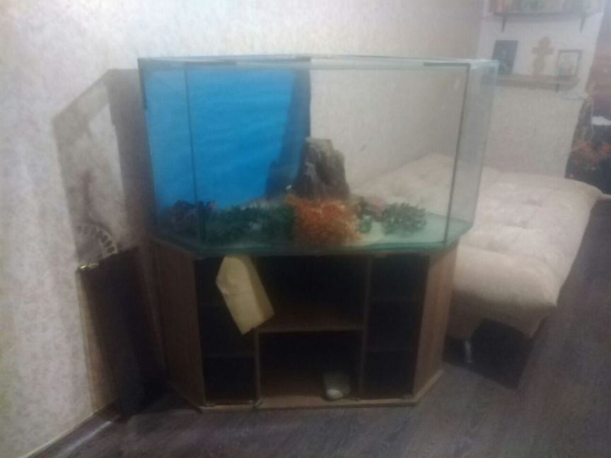 Аквариум с тумбой