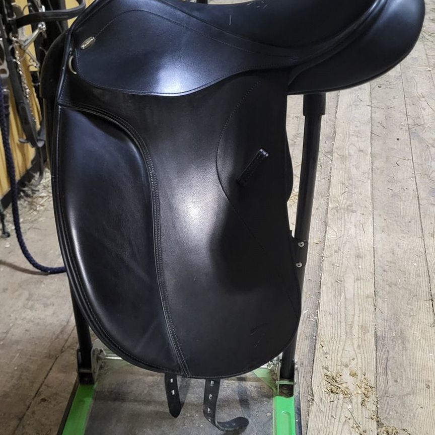 Выездковое седло Kentaur Medea 2