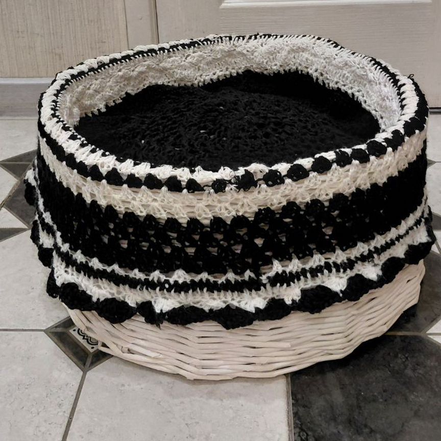 Лежанка для кошек