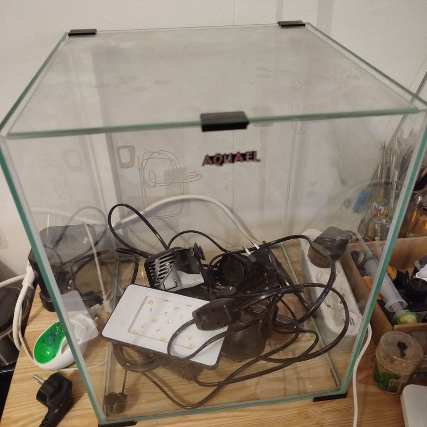 Аквариум 10л  всё