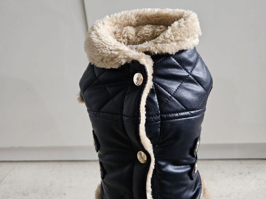 Дубленка для собак новая