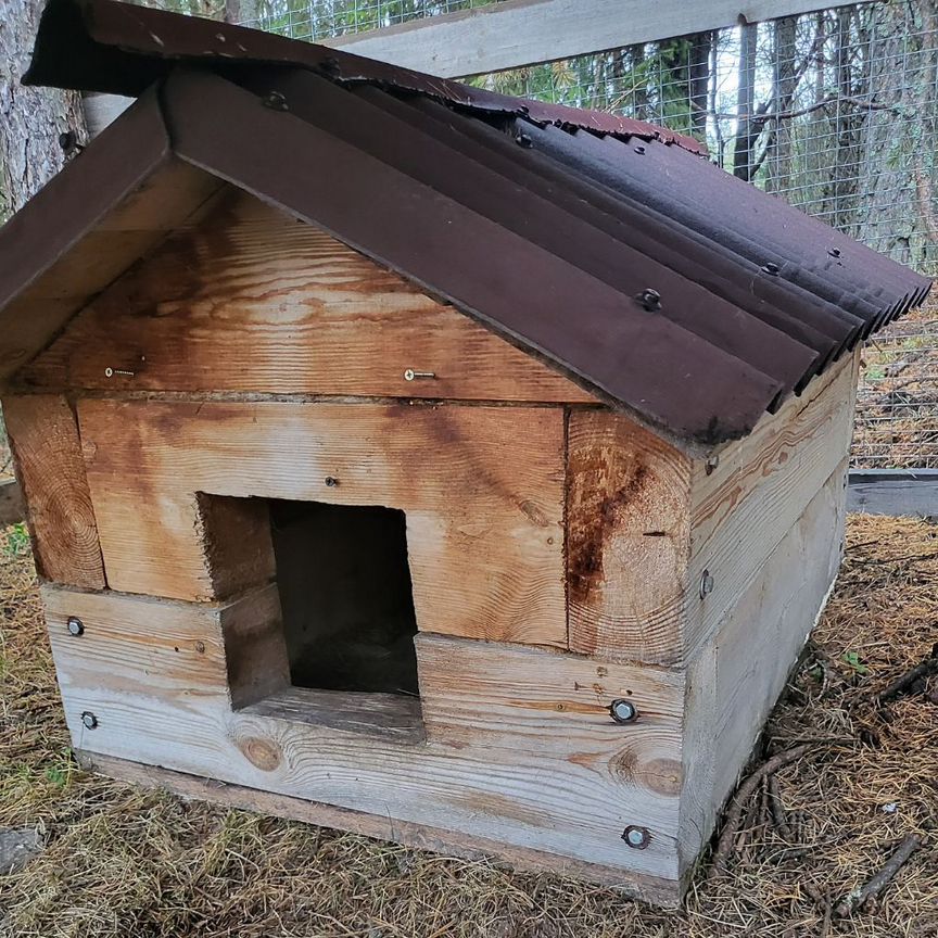 Будка для собаки тёплая