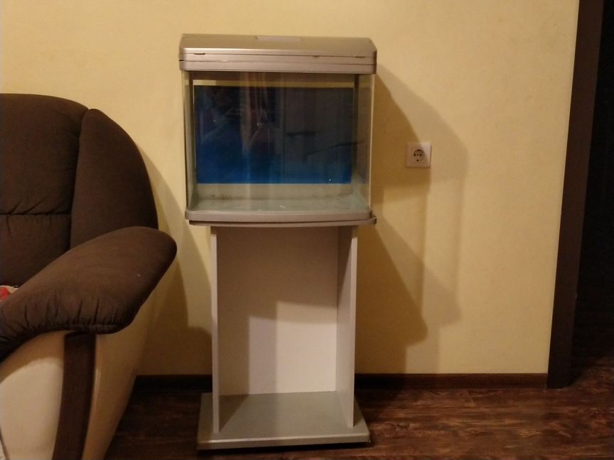 Аквариум с тумбой бу