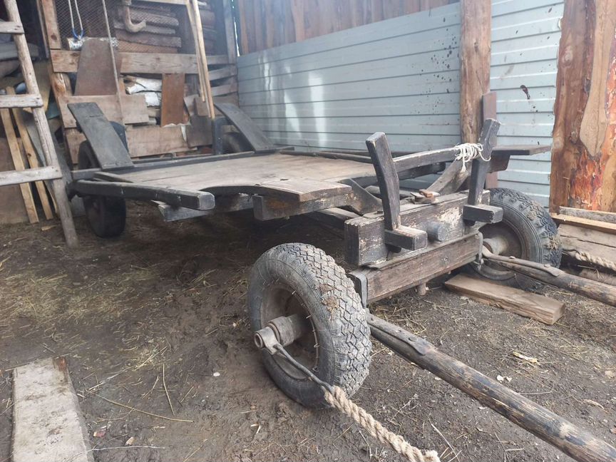 Телега для лошади