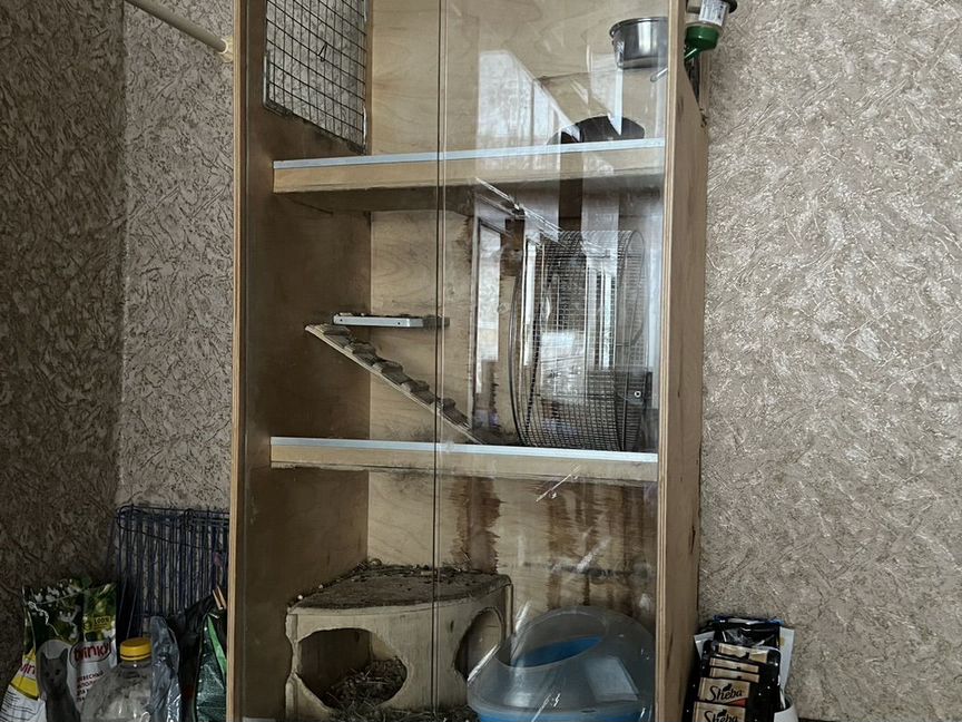 Витрина для шиншилл бу