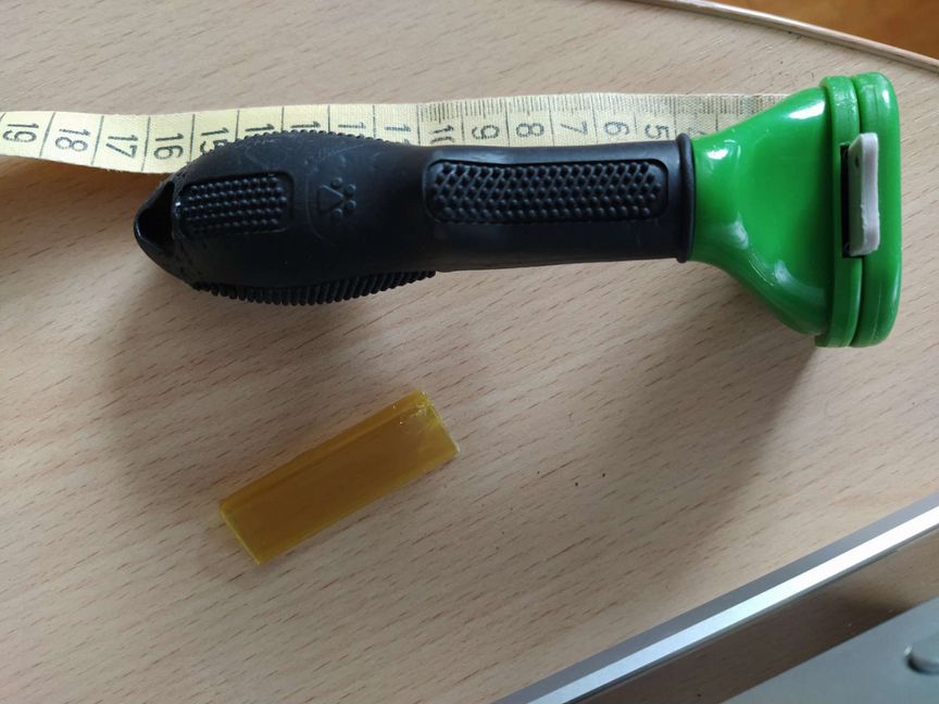 Пуходерка для кошек и собак