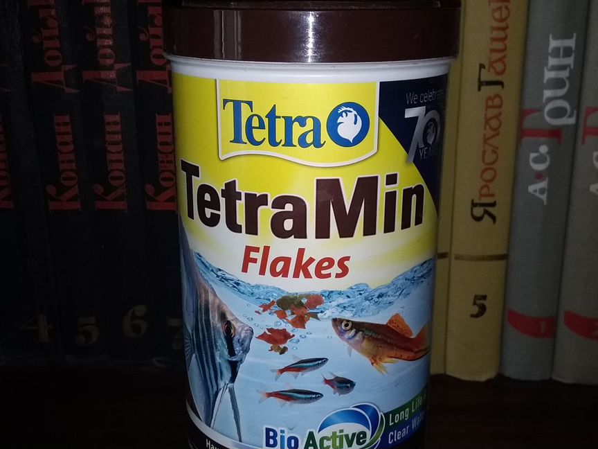 Корм для рыбок TetraMin хлопья 1 л / 200 г