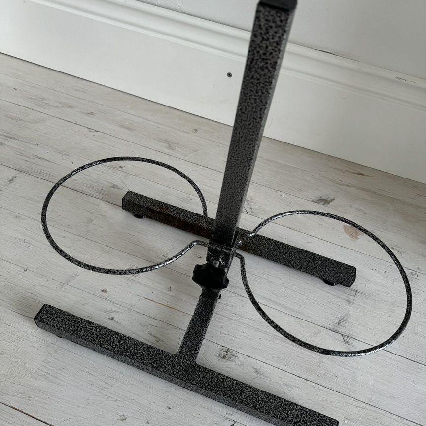 Держатель для мисок собаки