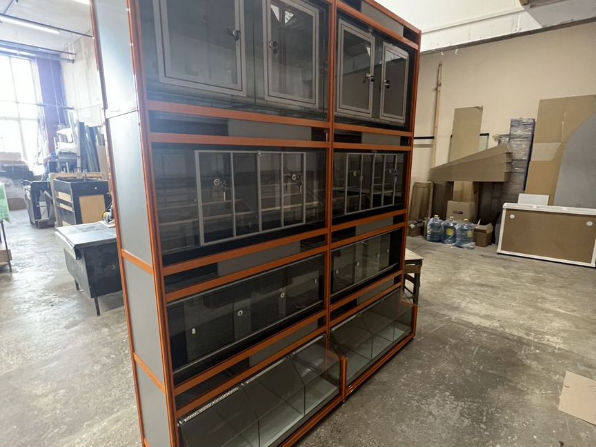 Стойка для животных и птиц в зоомагазин