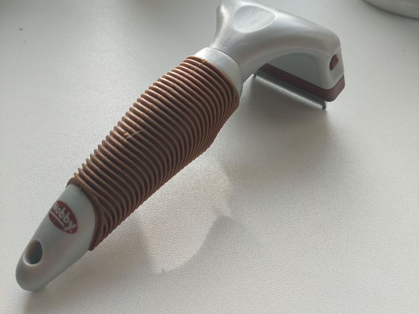 Щётка триммер для собак и кошек